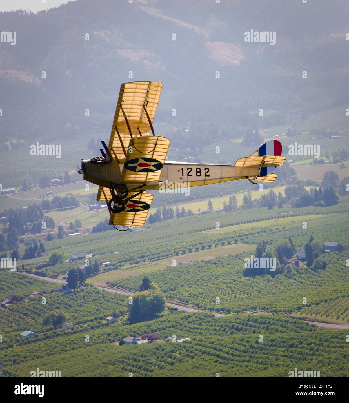 Curtiss Jenny flying over Hood River Valley, Oregon Stock Photo - Alamy