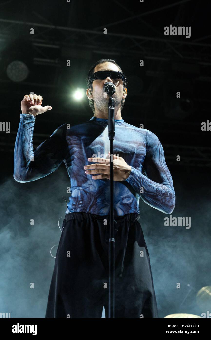 2024 italian singer hi-res stock photography and images - Alamy