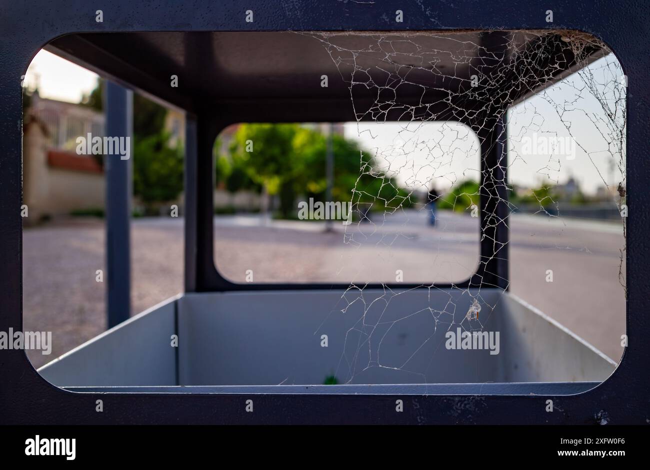 Trash trap hi-res stock photography and images - Alamy