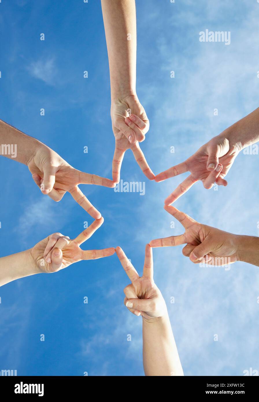 Teamwork symbols hi-res stock photography and images - Alamy