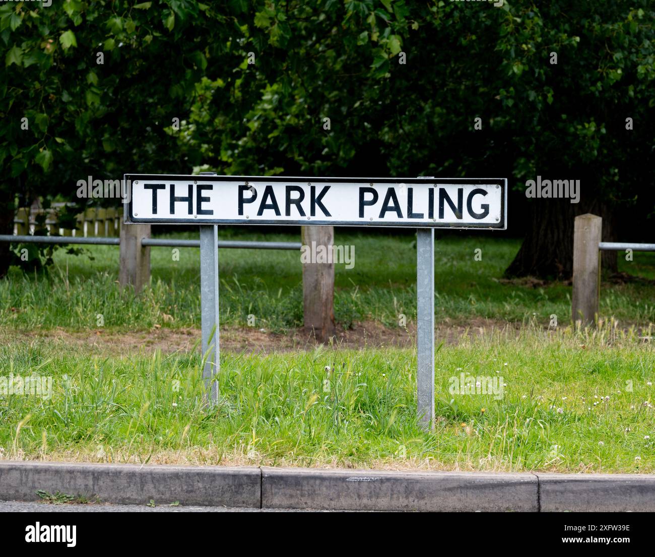 The Park Paling road sign, Whitley Common, Coventry, UK Stock Photo - Alamy
