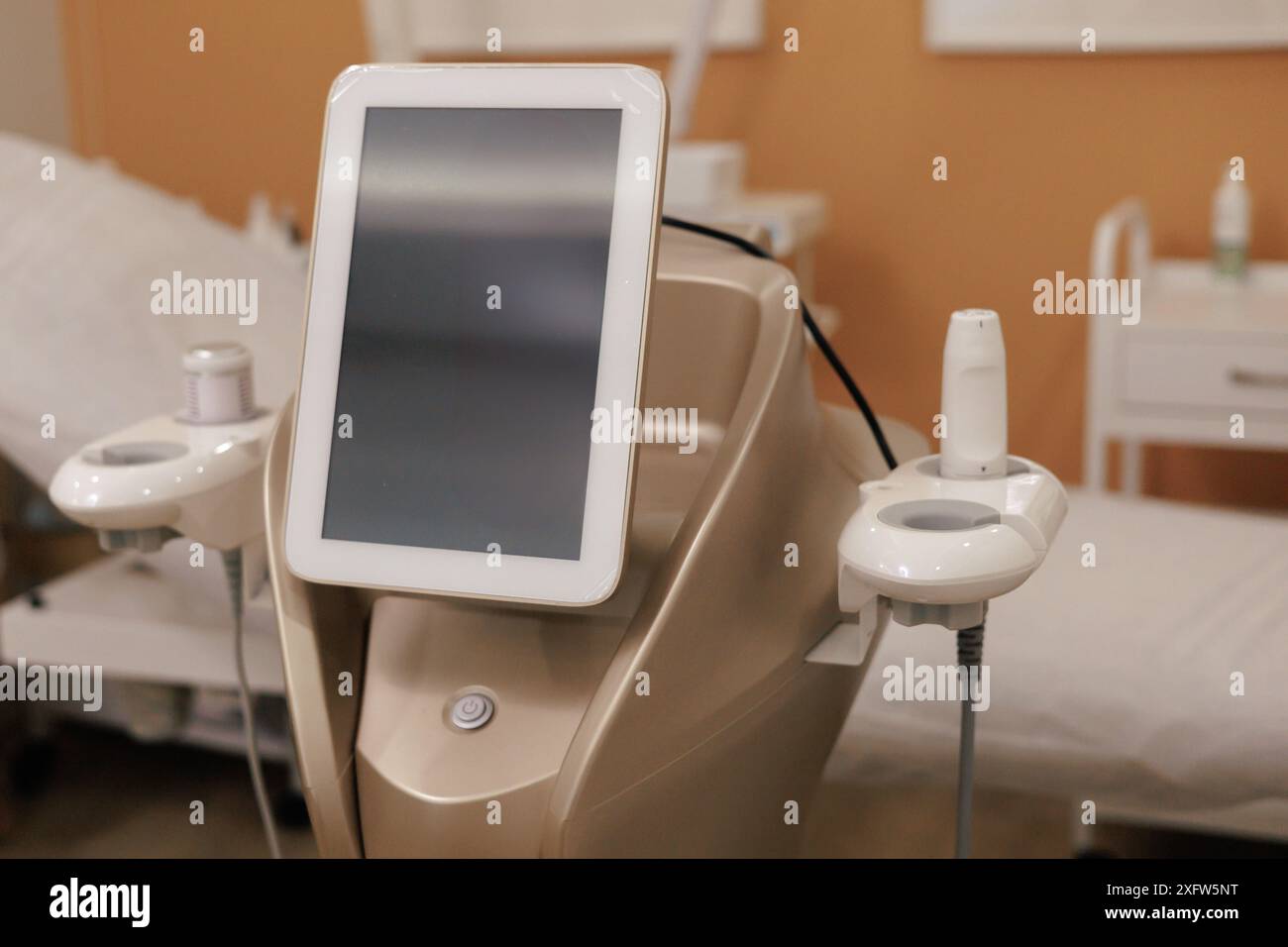 Cryotherapy machine hi-res stock photography and images - Alamy