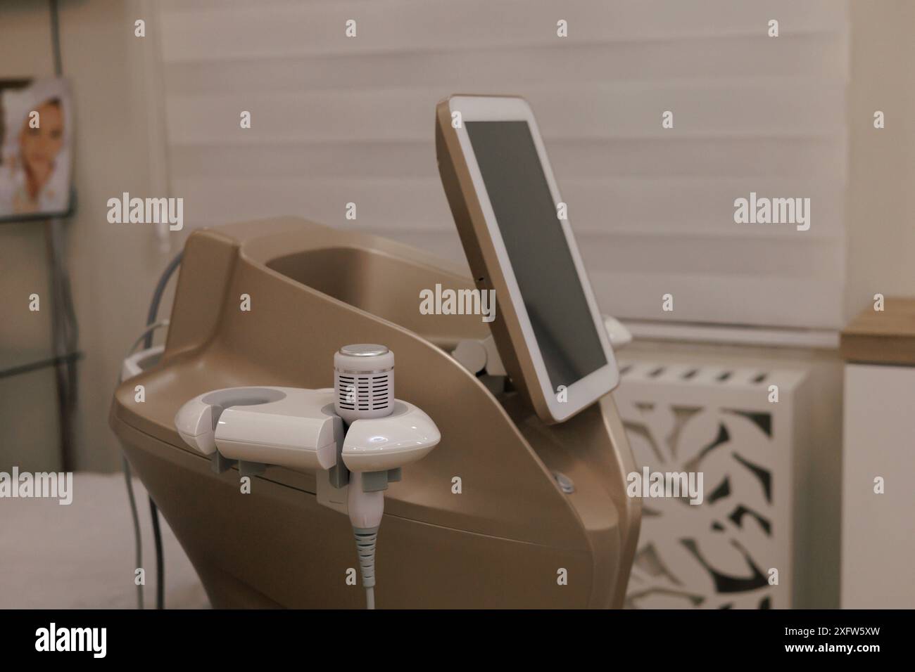 Cryotherapy machine hi-res stock photography and images - Alamy