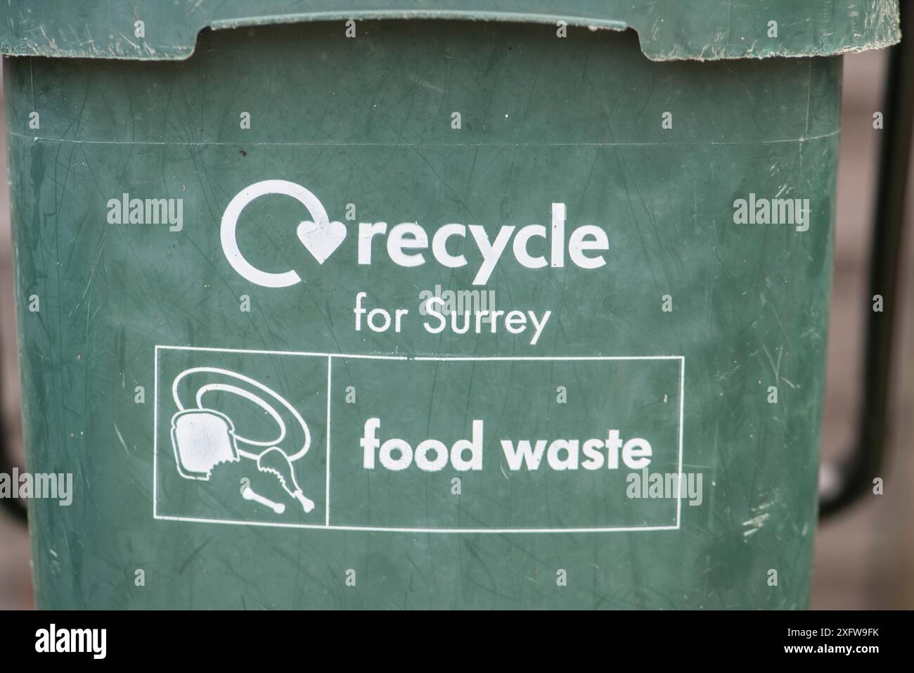 Recycling bin for food hi-res stock photography and images - Alamy