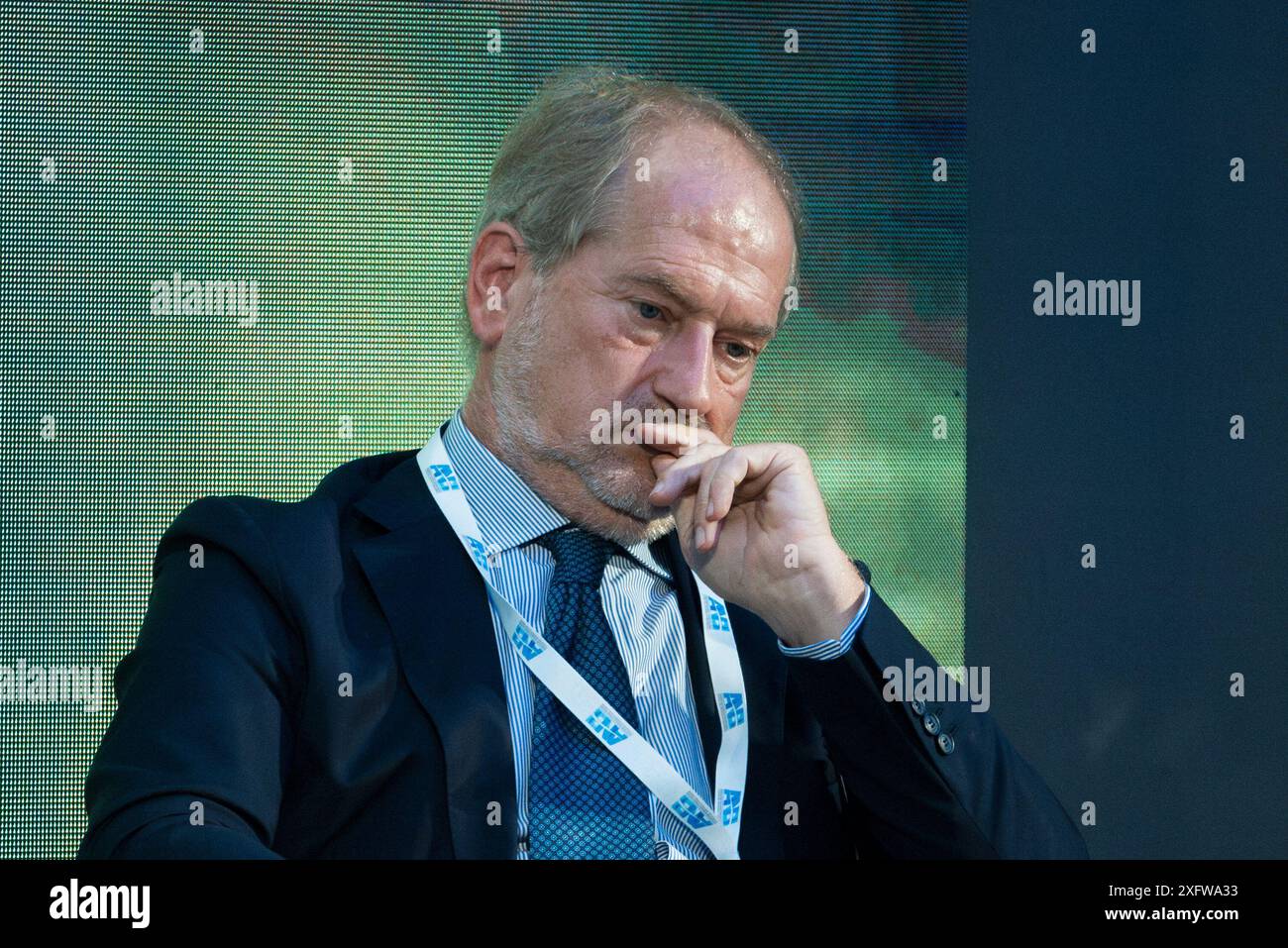 Phenomenon of water scarcity hi-res stock photography and images - Alamy