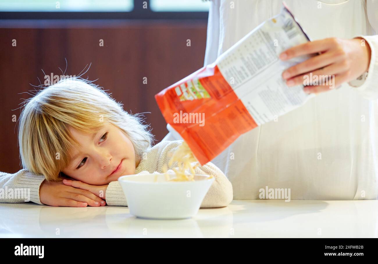 Healthy foods for children hi-res stock photography and images - Alamy