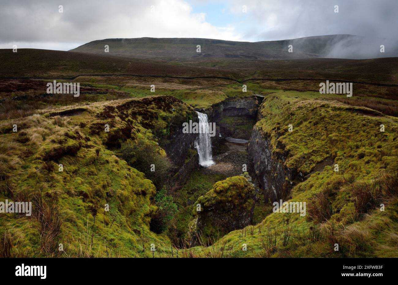 Hull Pot, Horton in Ribblesdale, Yorkshire, England, UK, January 2017 ...