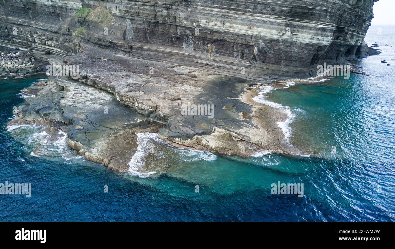Aerial view of coast around the Yonaguni Monument, Yonaguni Island ...
