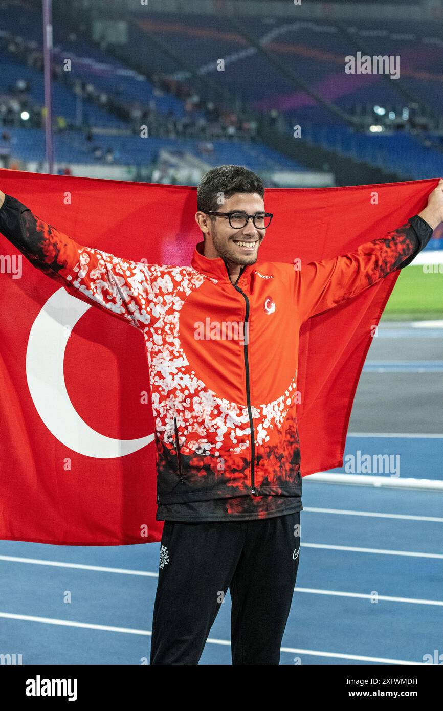 Ersu Sasma (Turkey), men's pole vault bronze medal at European ...