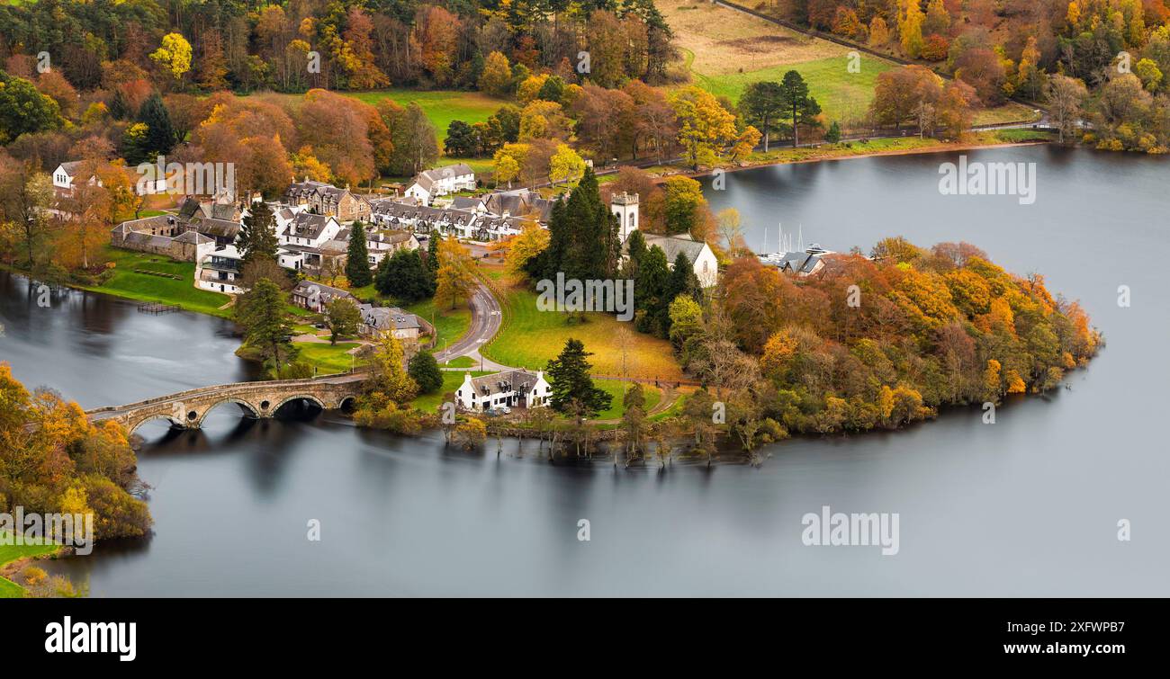 Kenmore loch tay village hi-res stock photography and images - Alamy