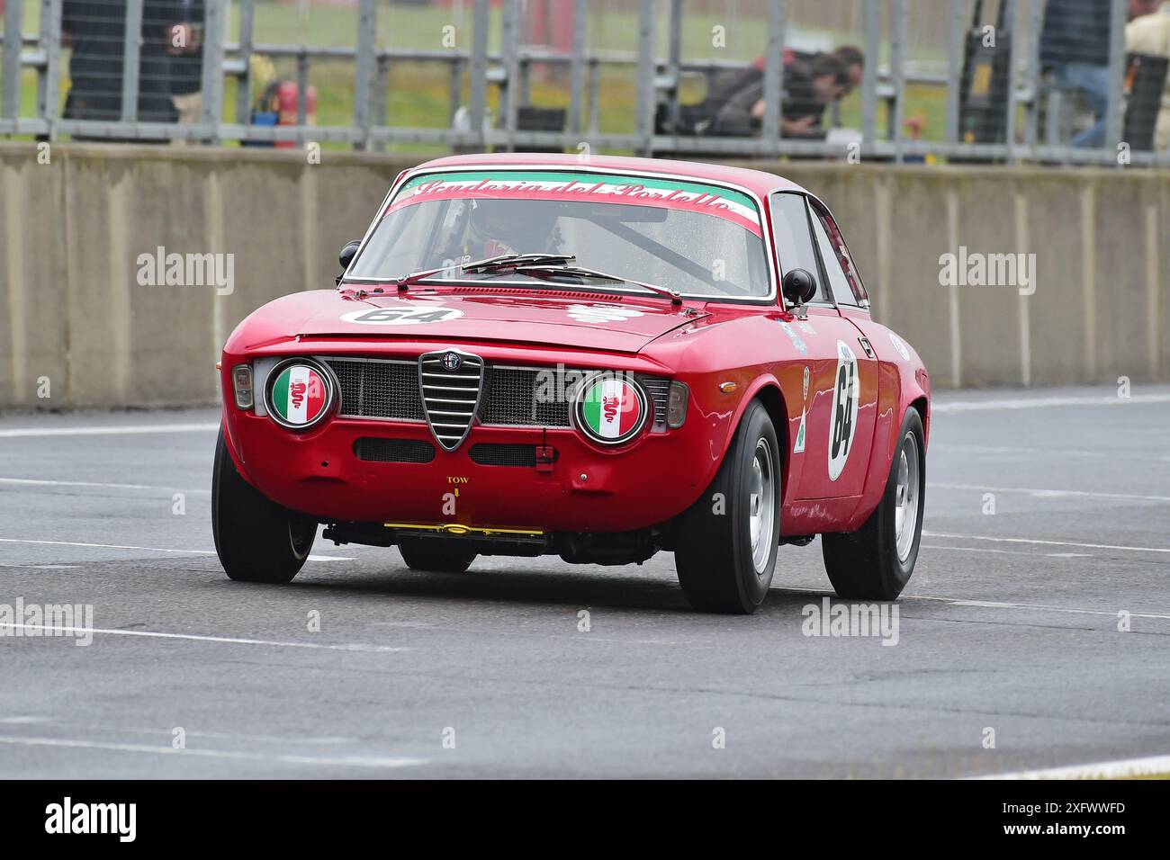 Richard Hudson, Alex Crawford, Alfa Romeo Giulia Sprint GT, HRDC Jack ...