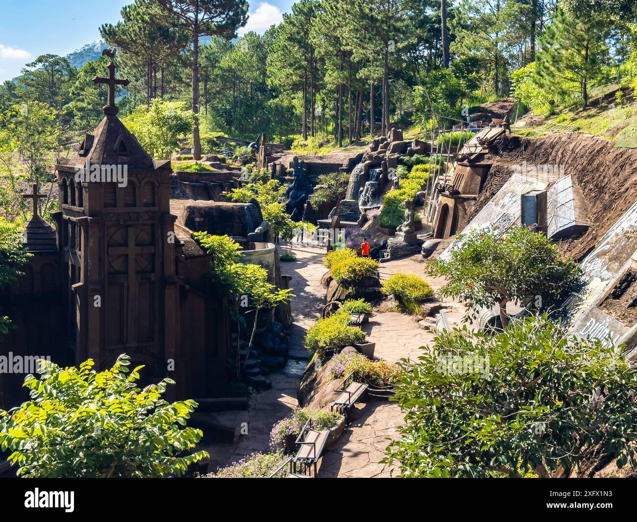 Clay Tunnel sculptures in Dalat, Vietnam Stock Photo - Alamy