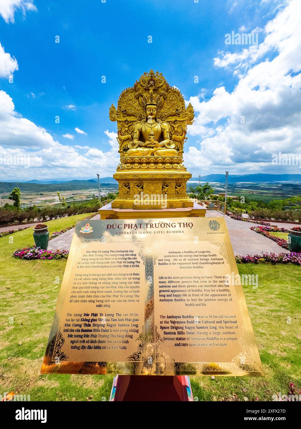 Temple, Stupa and Pagoda in Samten Hills Dalat, Vietnam Stock Photo - Alamy