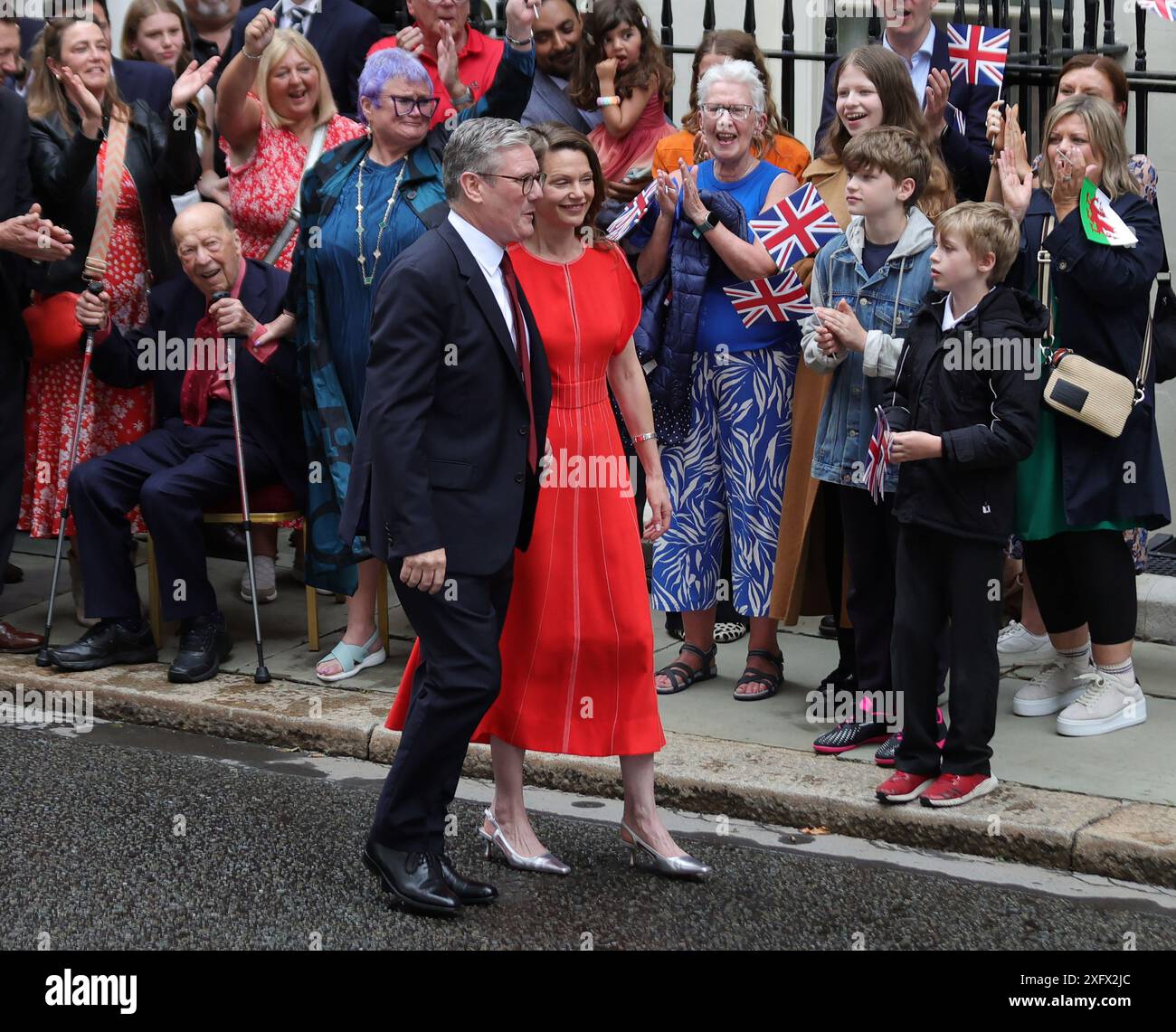 British prime minister sir keir starmer and wife victoria starmer hi ...