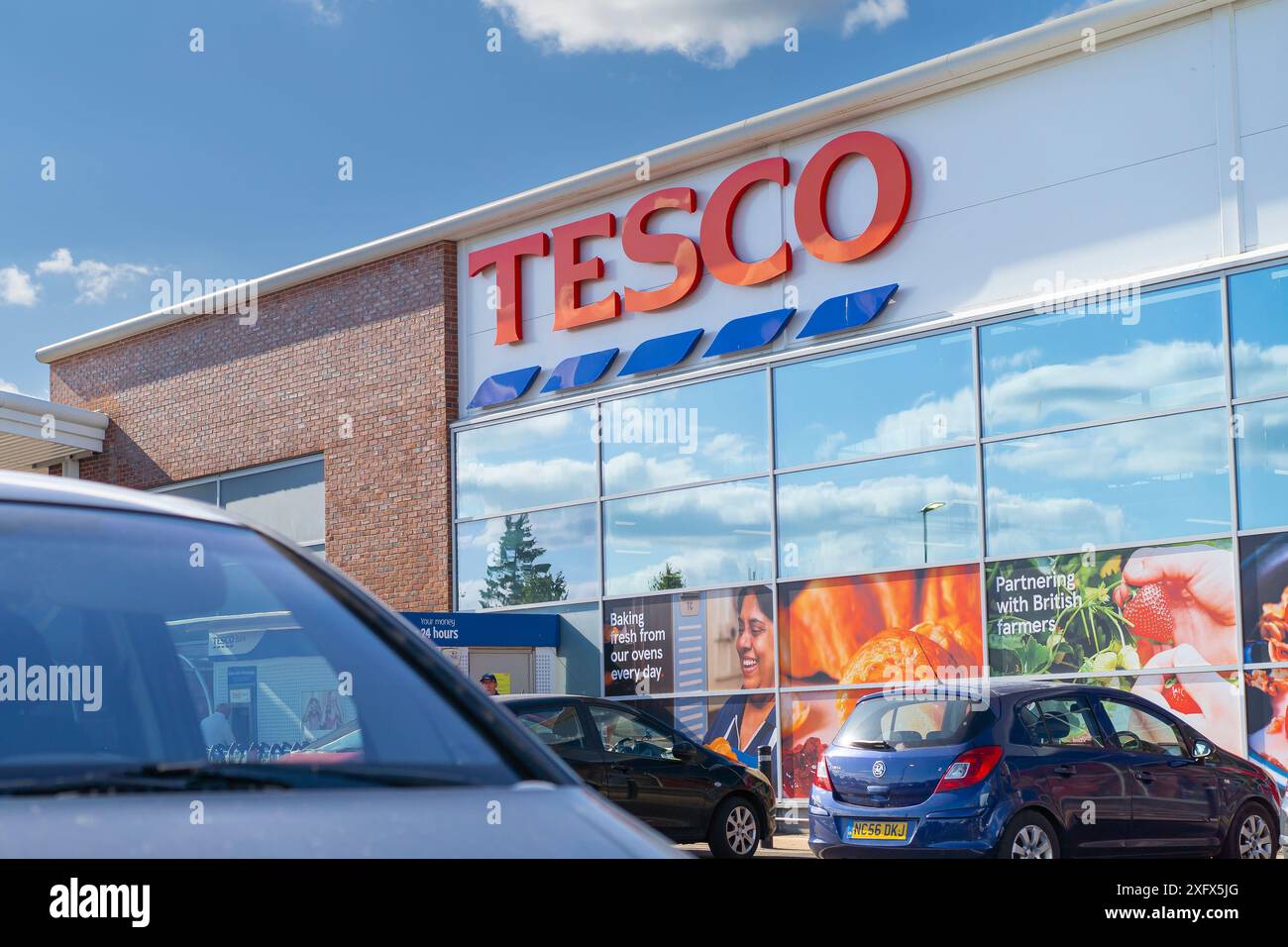 Tesco hi-res stock photography and images - Alamy