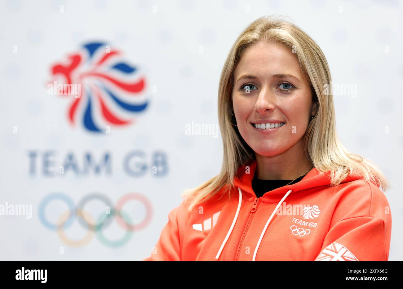 Jessie knight paris hi-res stock photography and images - Alamy