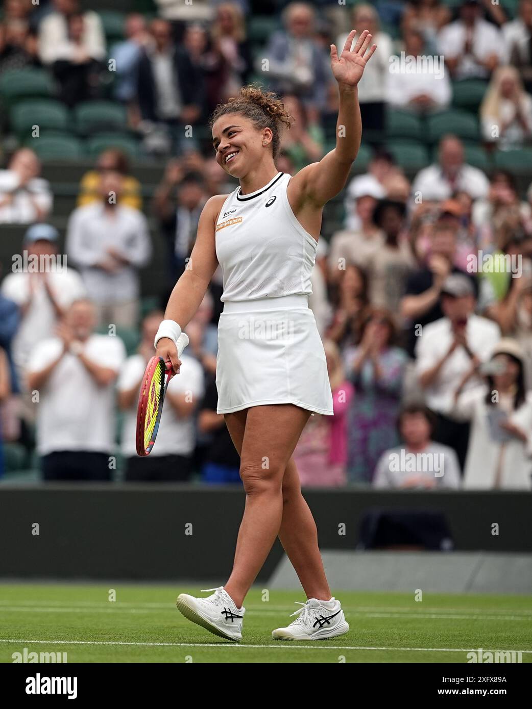 Jasmine Paolini celebrates victory folling her match against Bianca ...