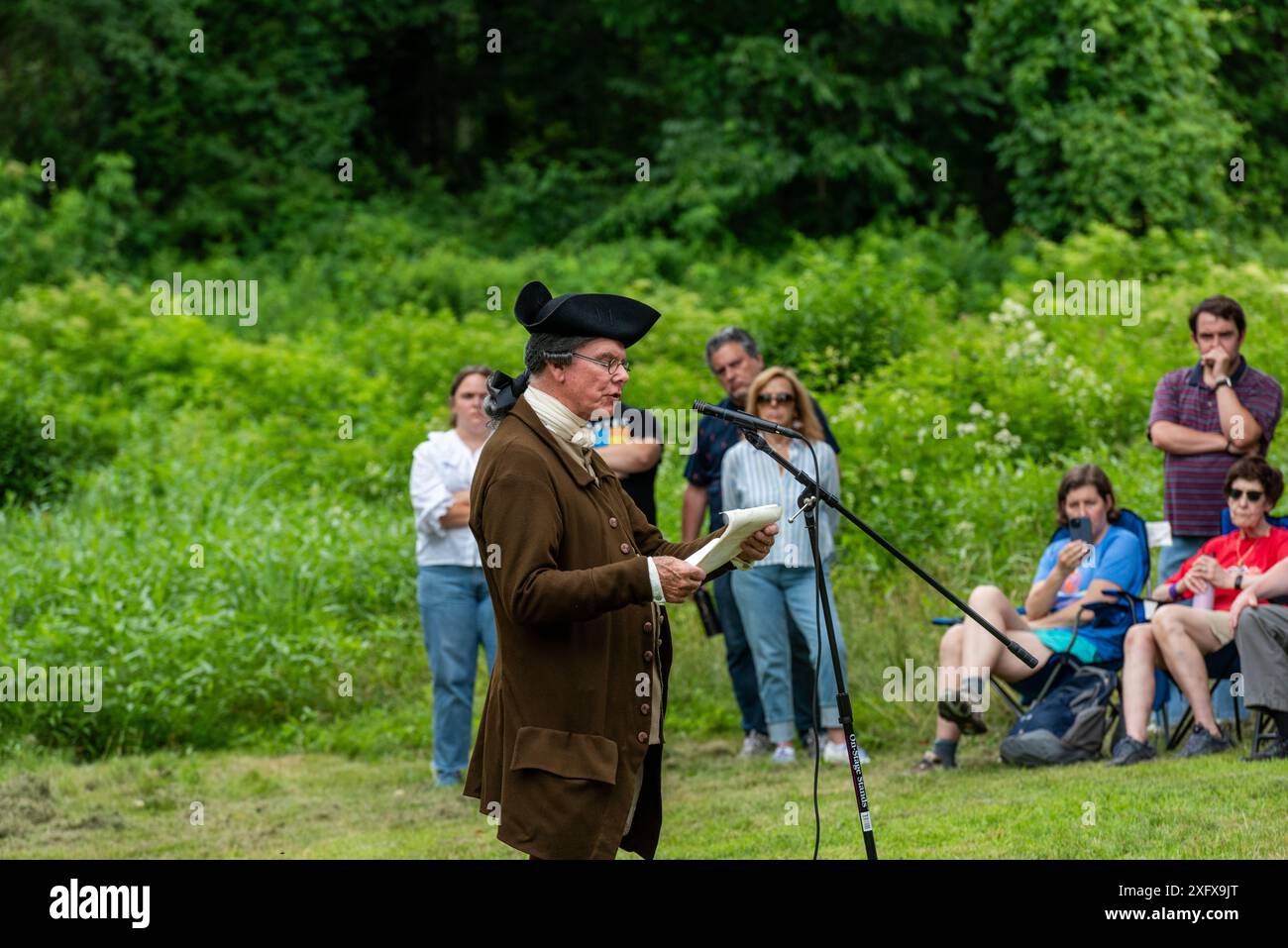 Ed Hurley, reading the Declaration of Independence during a Fourth of ...