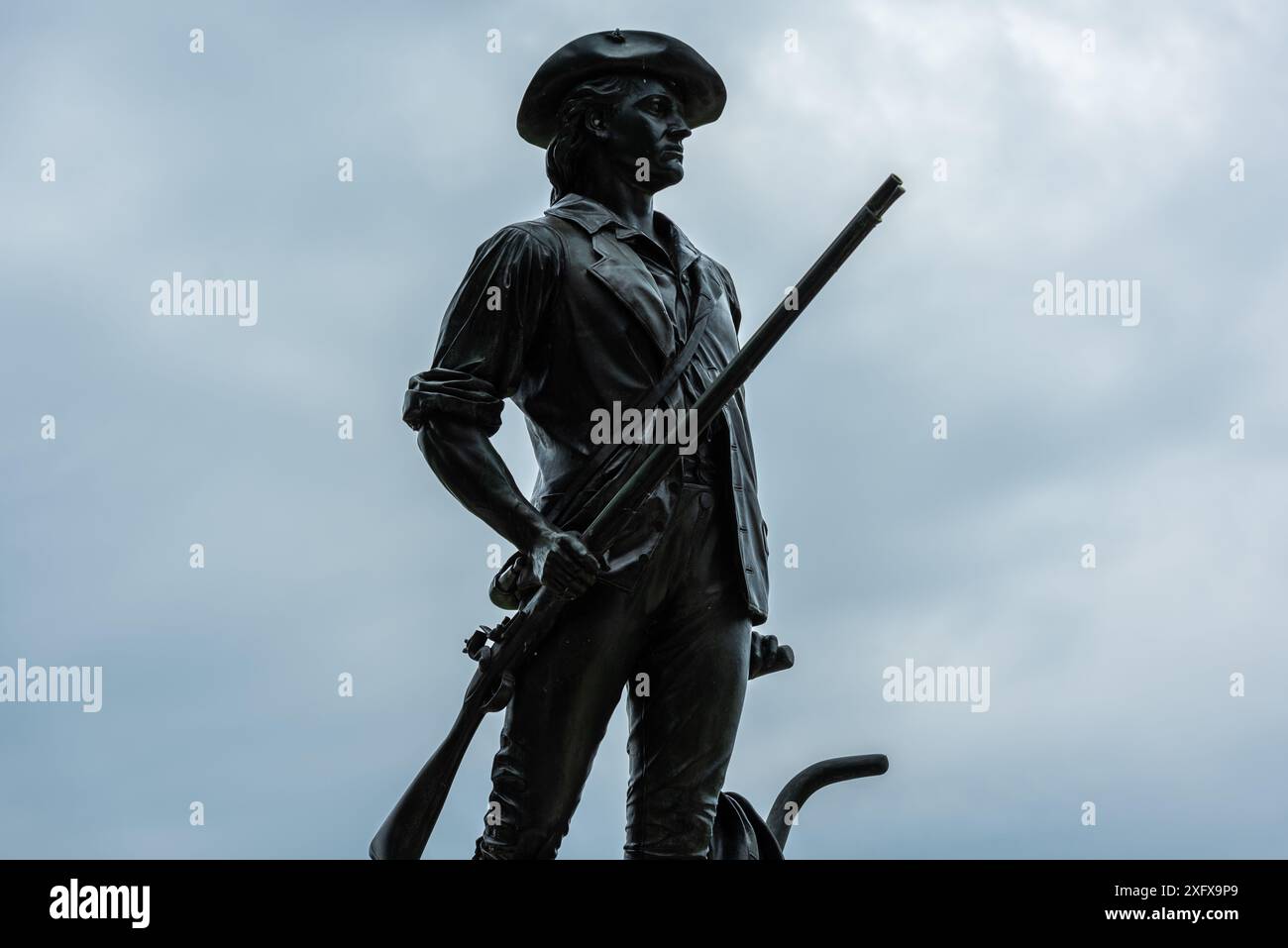 "The Minuteman" statue by Daniel Chester French at the Old North Bridge ...