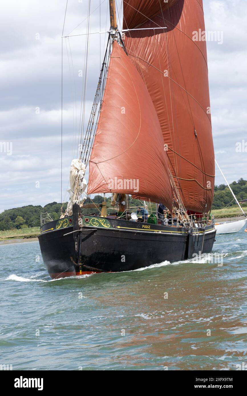 Thames sailing barge Pudge on the River Orwell Suffolk England Stock ...
