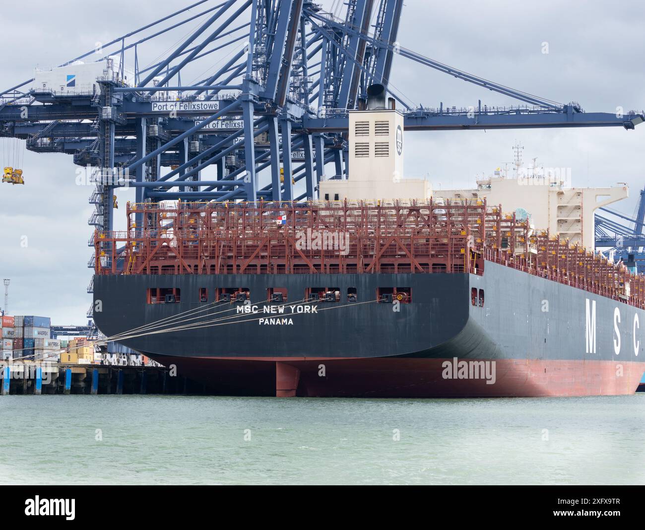 Empty container ship hi-res stock photography and images - Alamy