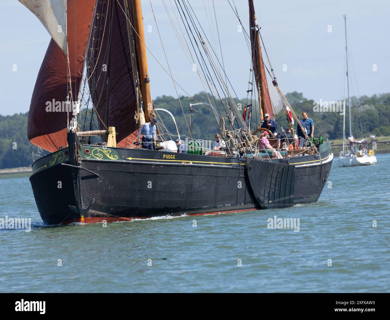 Bow view of Pudge Thames Sailing Barge on the River Orwell.Suffolk ...