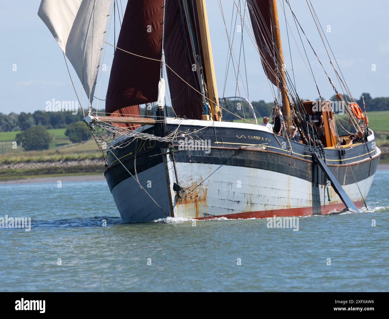 Thames barge cambria hi-res stock photography and images - Alamy