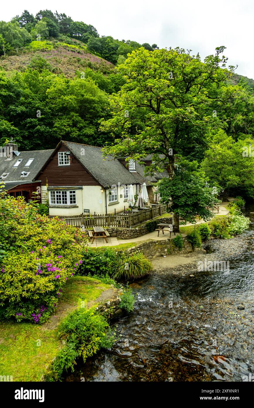 Walk through the beautiful Dartmoor National Park from Castle Drogo to ...