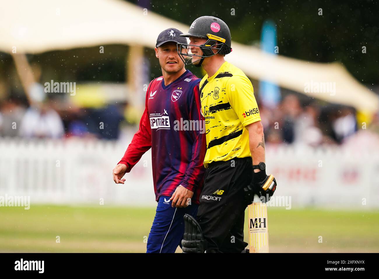 Cricket kent parkinson hi-res stock photography and images - Alamy