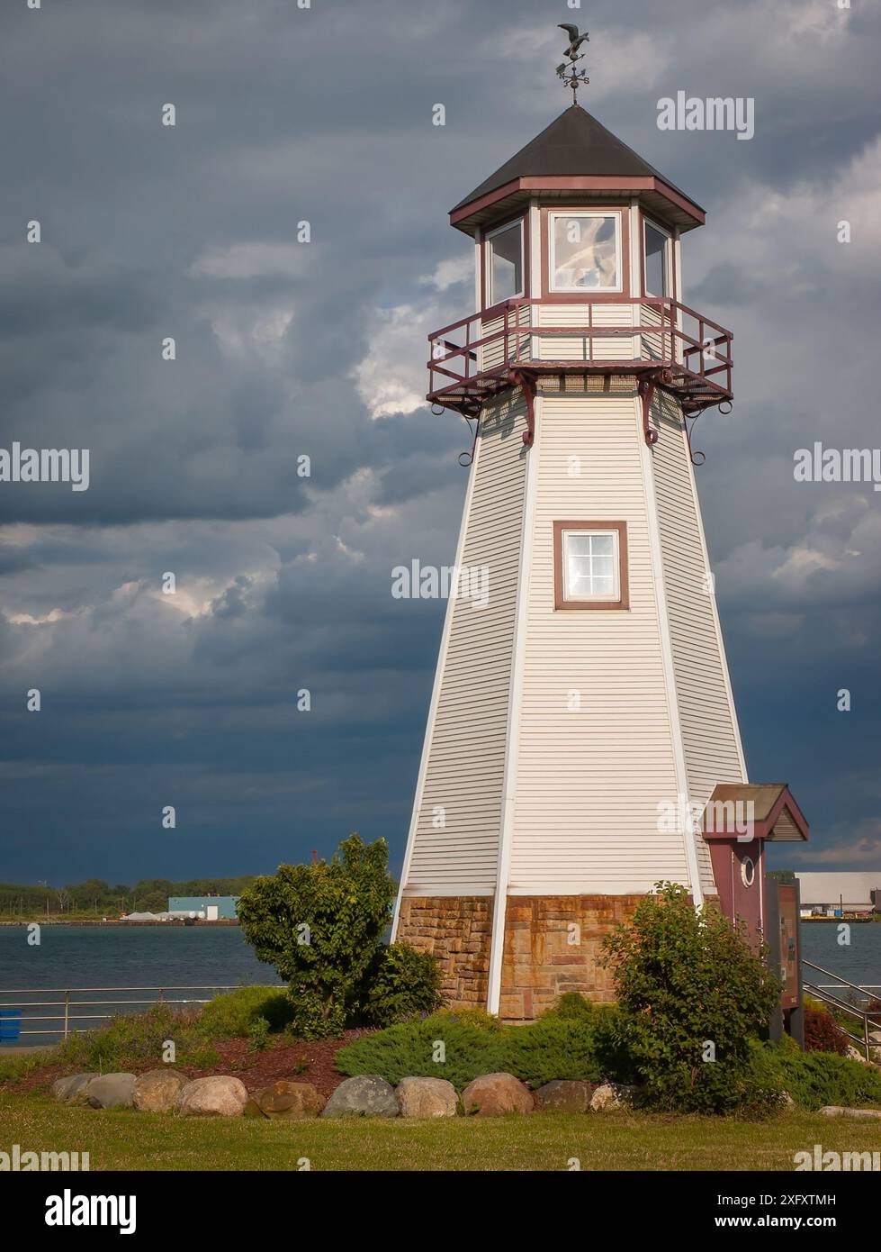 Detroit river lighthouse hi-res stock photography and images - Alamy