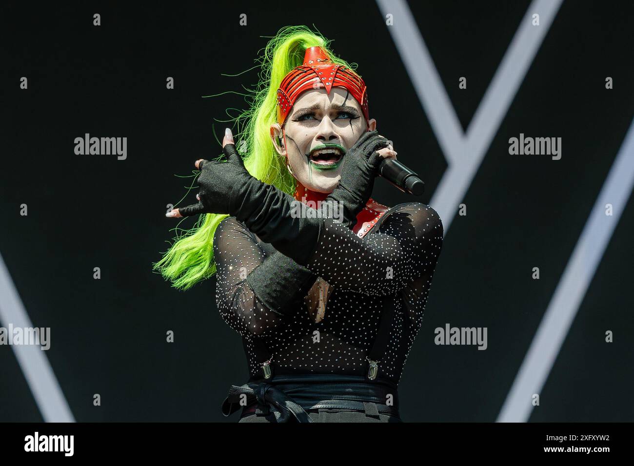 Skynd band hi-res stock photography and images - Alamy