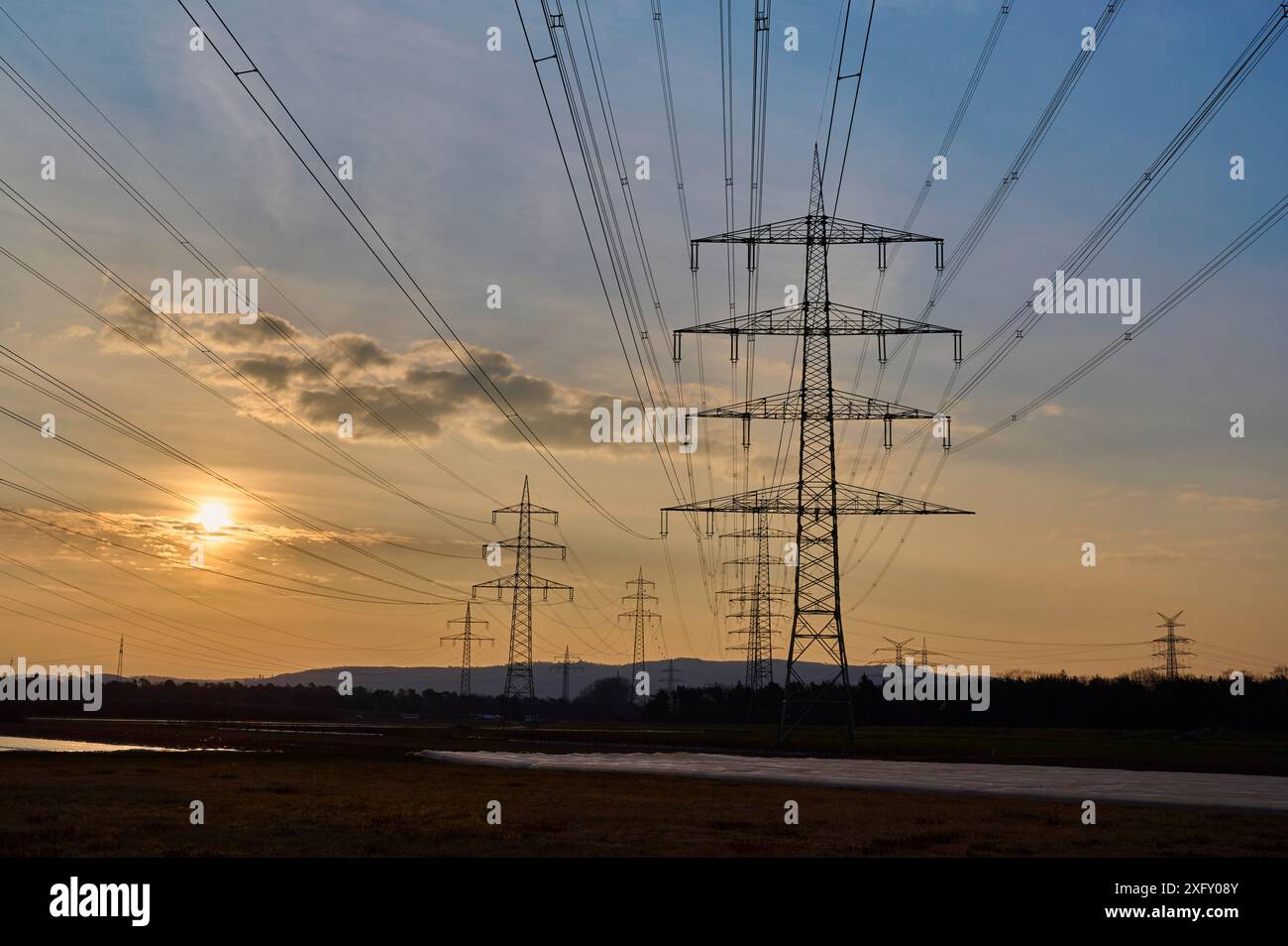 Power lines sunrise landscape hi-res stock photography and images - Alamy
