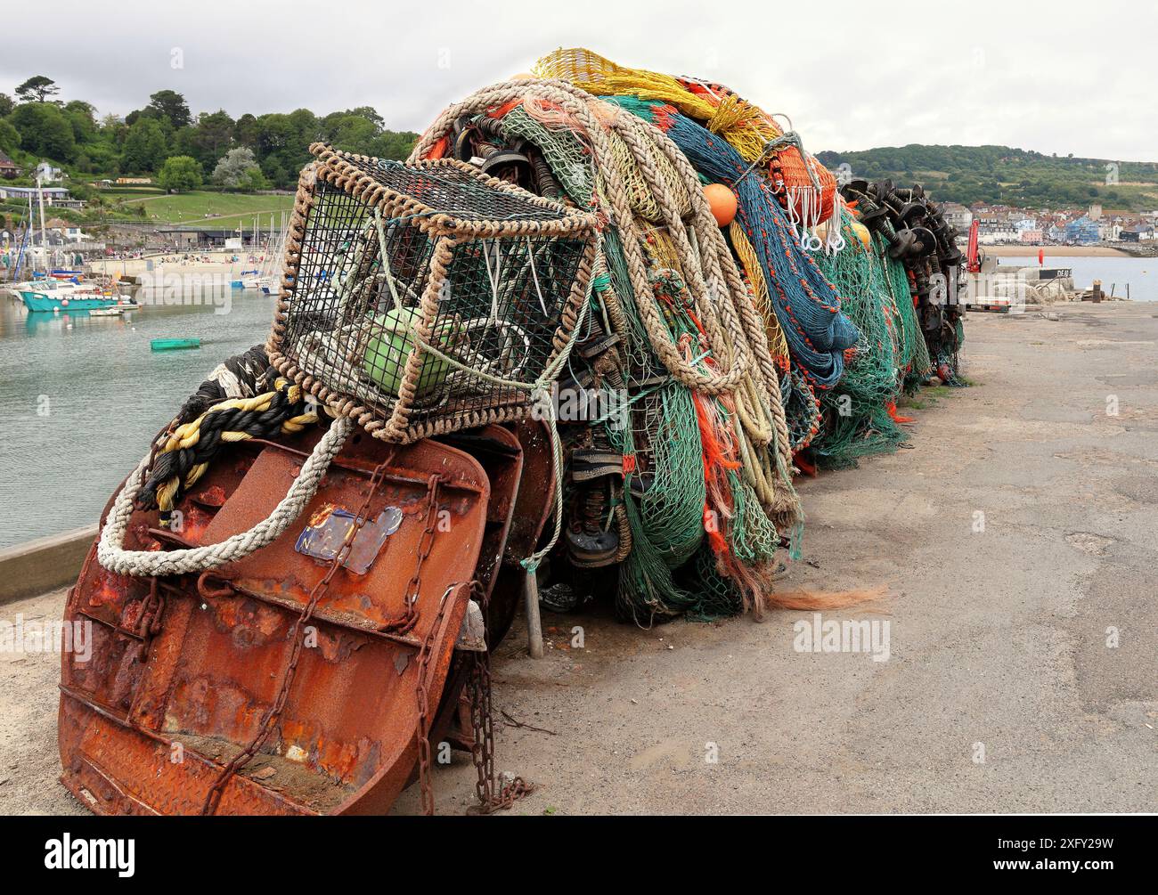 Hawsers hi-res stock photography and images - Alamy