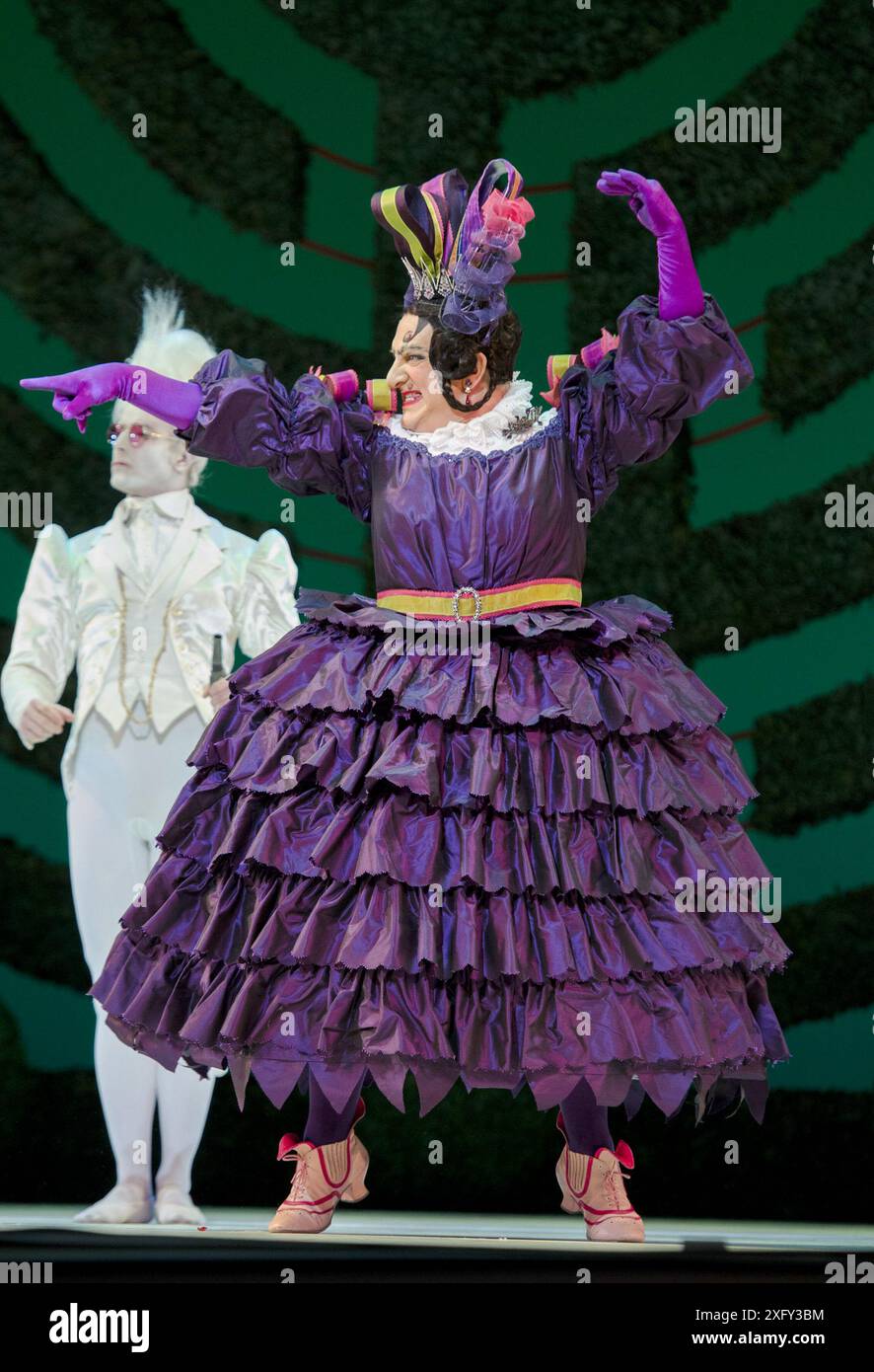 l-r: Jonathan Howells (The White Rabbit), Simon Russell Beale (Duchess ...