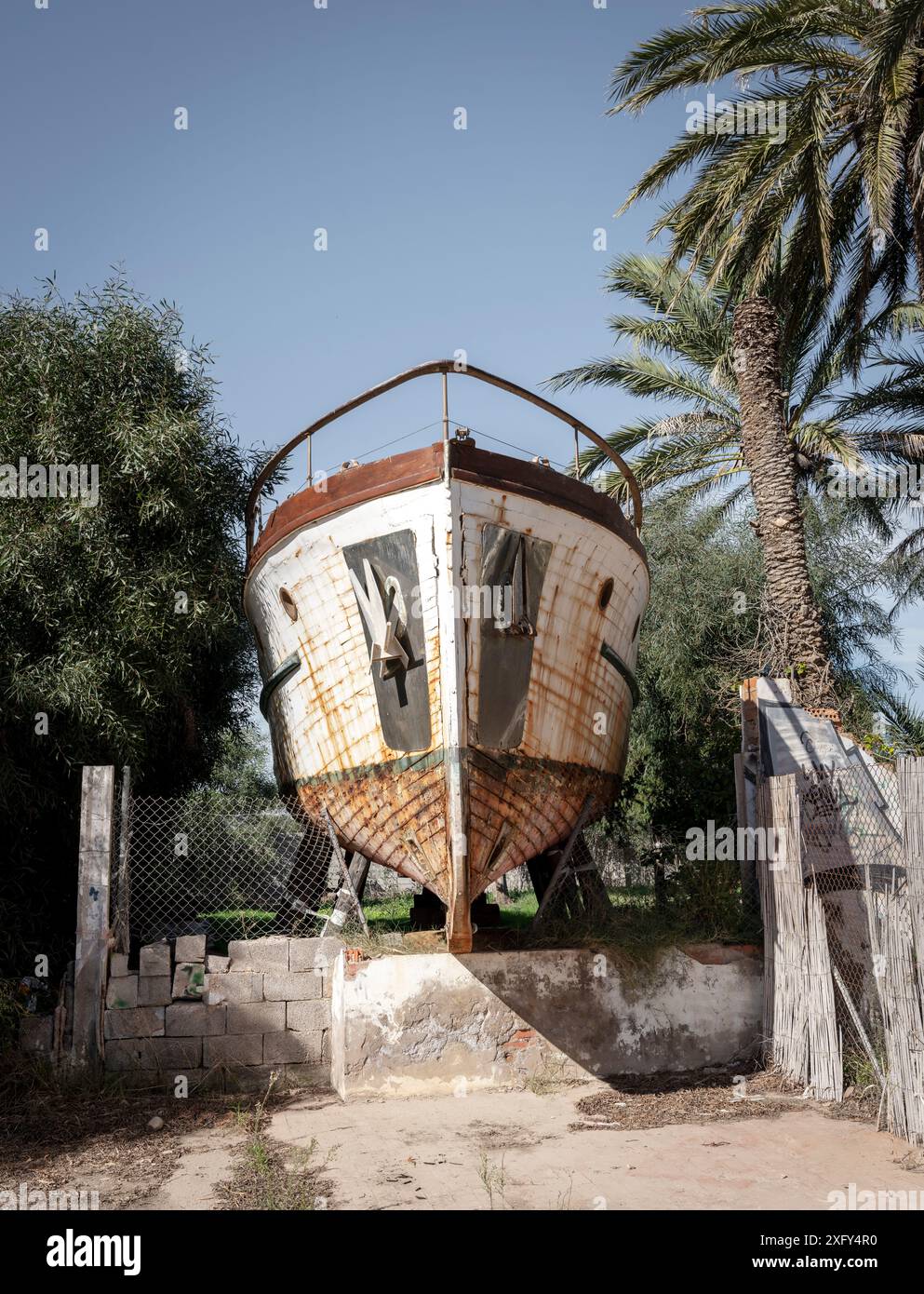Maritime graveyard hi-res stock photography and images - Alamy