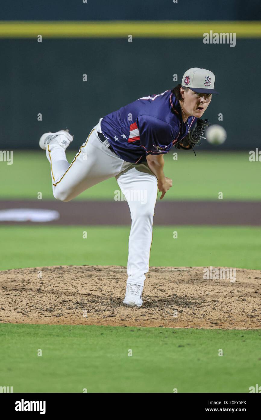 Garrett mcmillan hi-res stock photography and images - Alamy