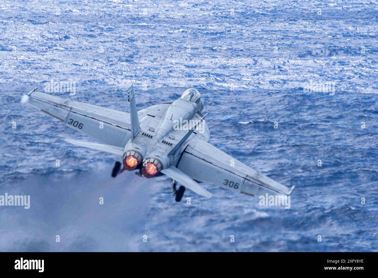 240703-N-ER894-1138 PACIFIC OCEAN (July 3, 2024) An F/A-18E Super ...