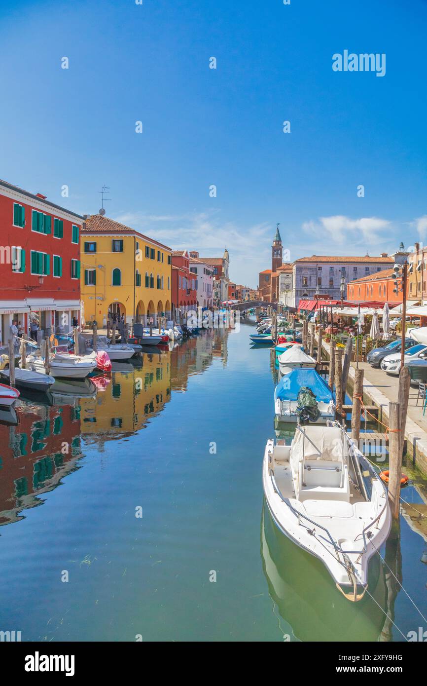 The multicolored facades of the buildings on the Canal Vena and a lot ...