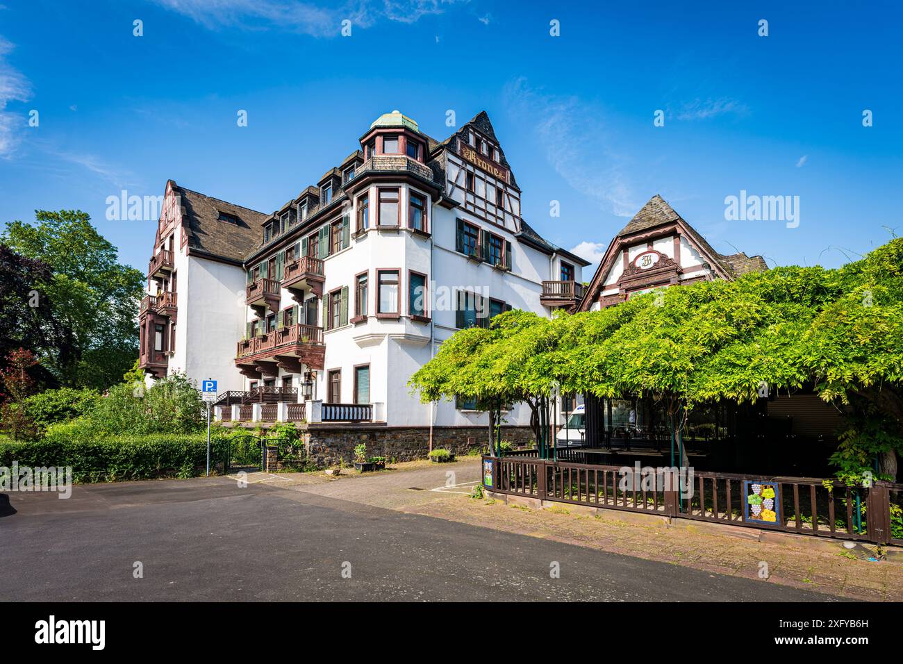 Historic 500 year old luxury hotel Krone in the heart of the Rheingau ...