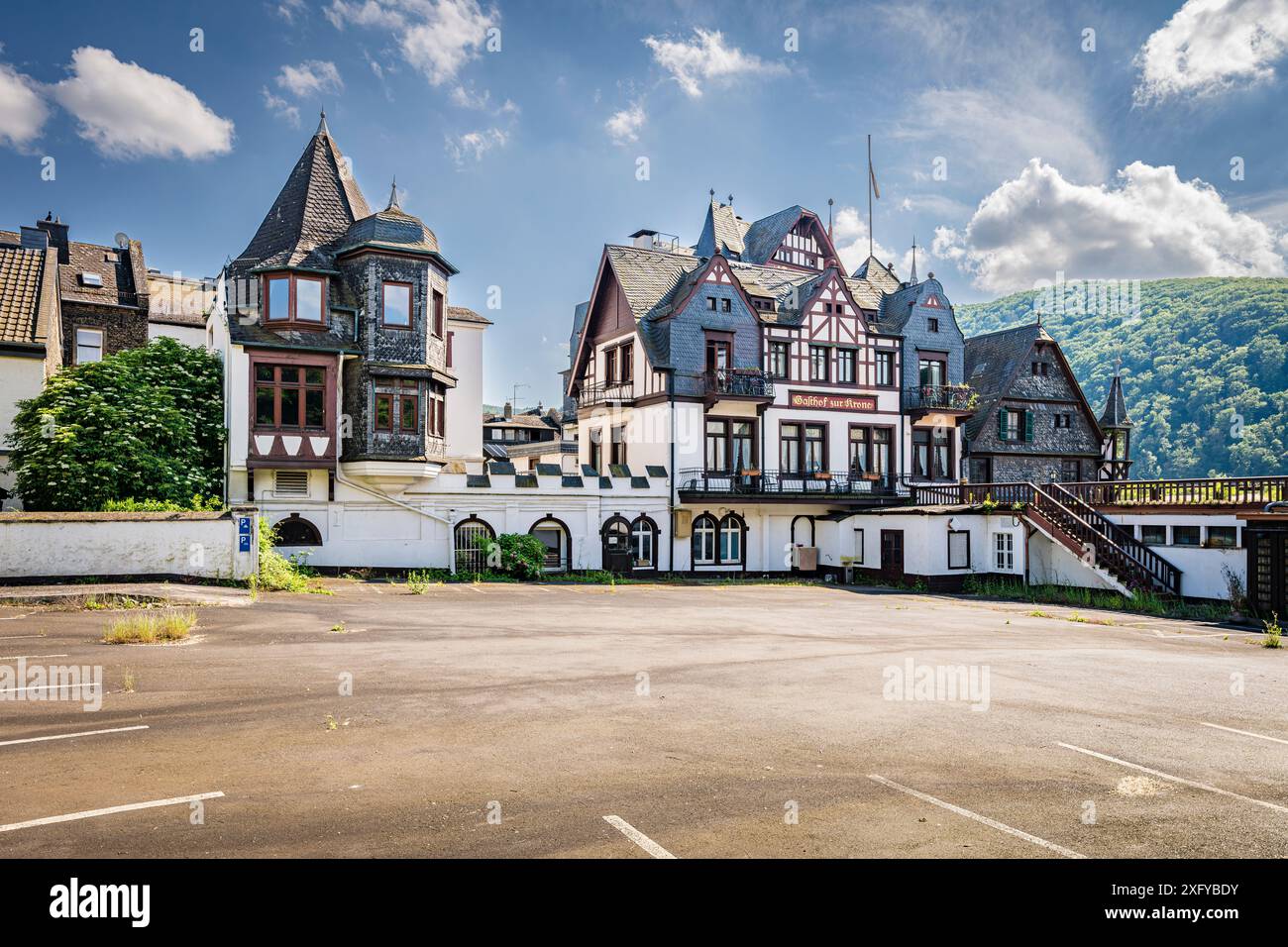 Historic 500 year old luxury hotel Krone in the heart of the Rheingau ...