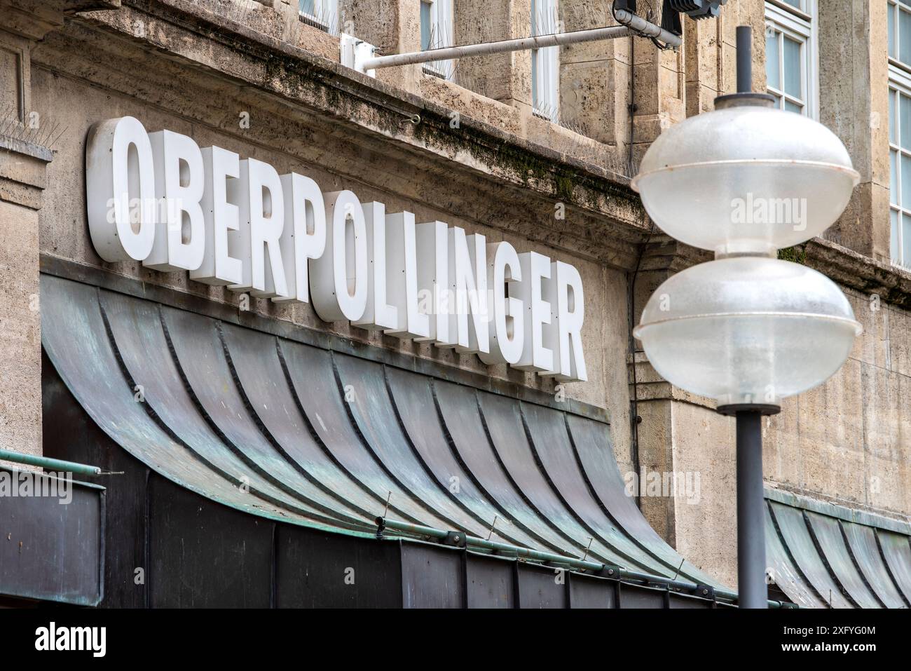 The Oberpollinger department store in Munich's city center next to the ...