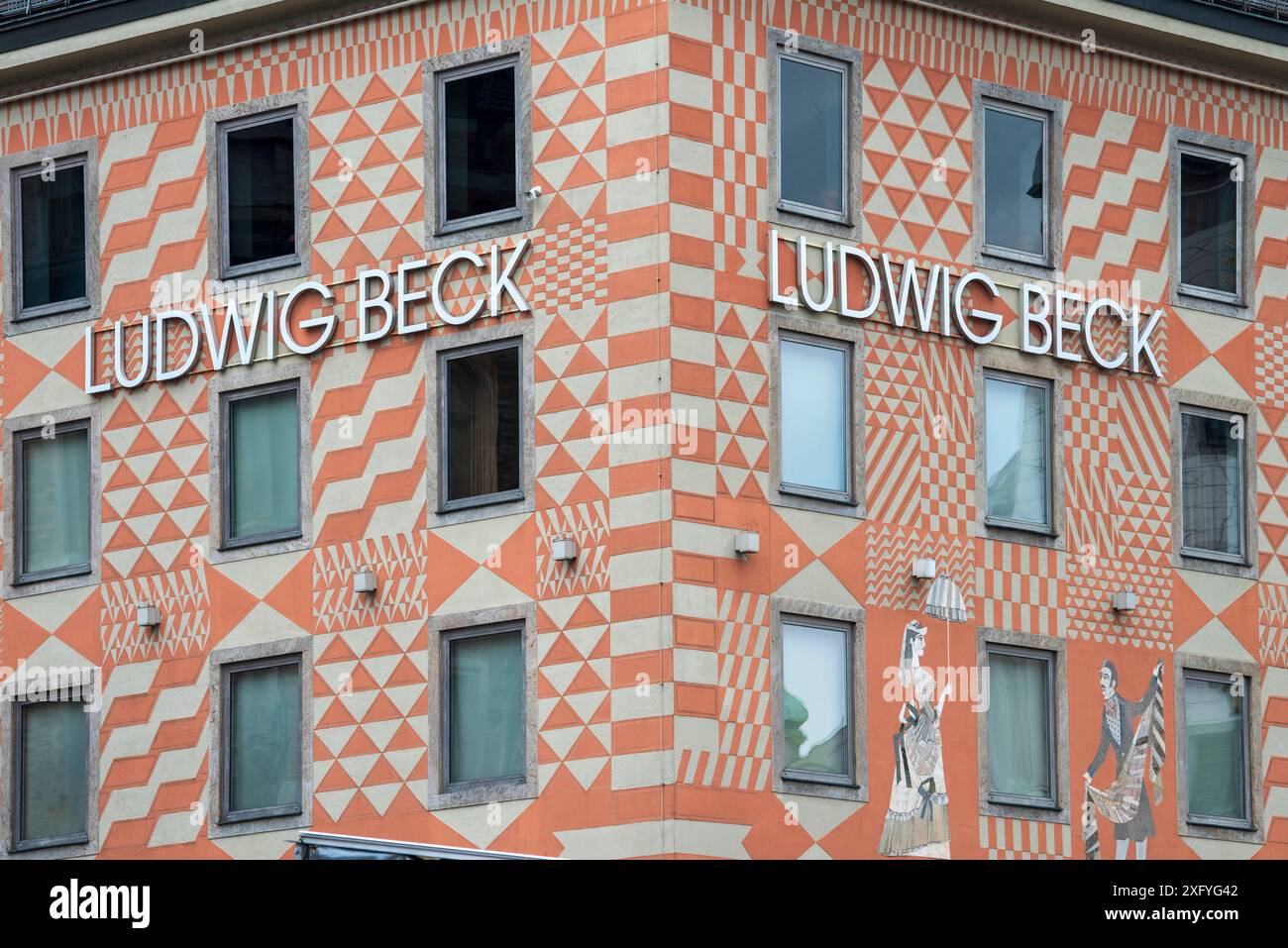 The Ludwig Beck Mode store is located on Marienplatz right next to the ...