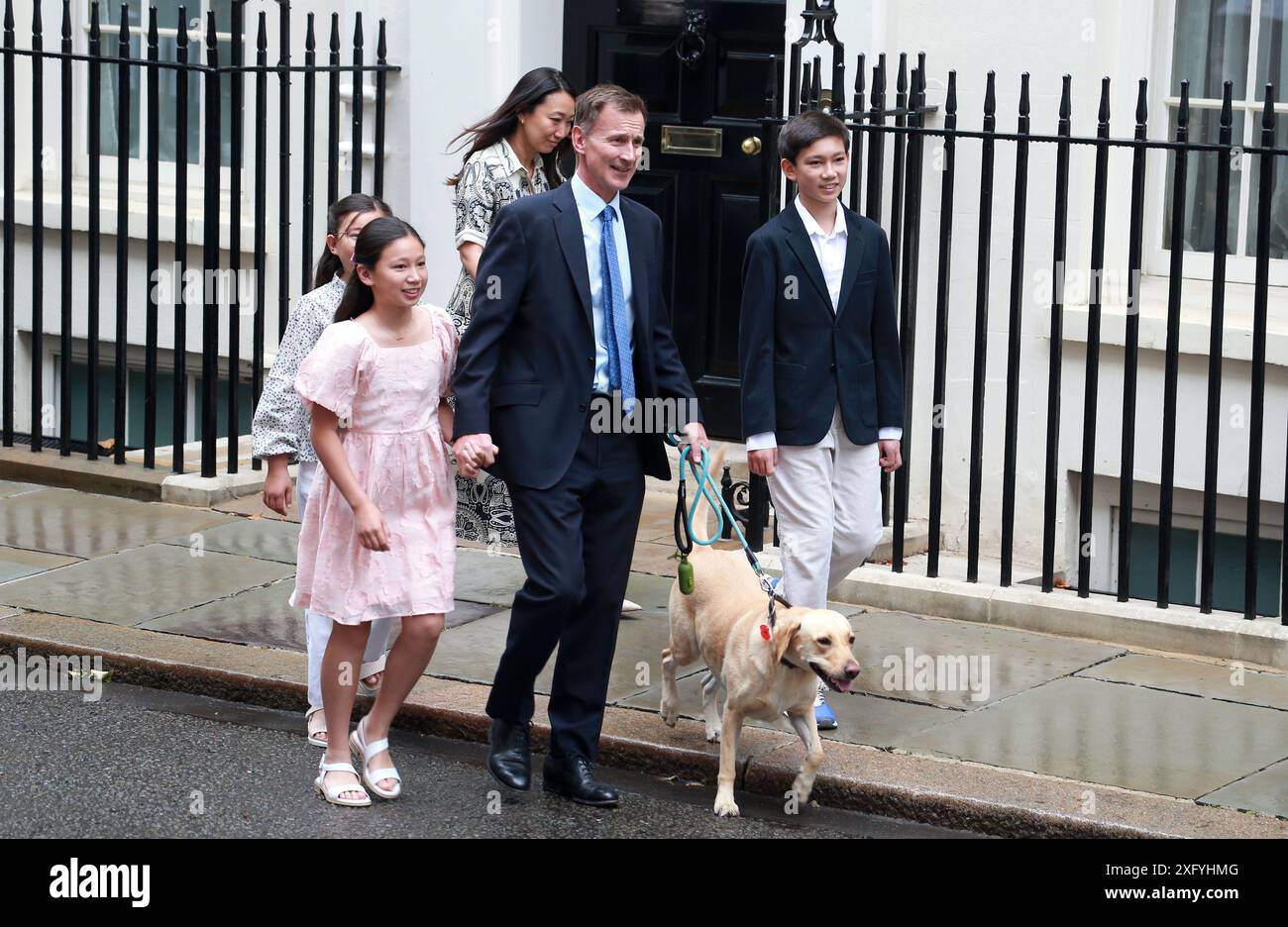 Jeremy hunt and his wife lucia hunt hi-res stock photography and images ... Jeremy hunt and his wife lucia hunt hi-res stock photography and images ...