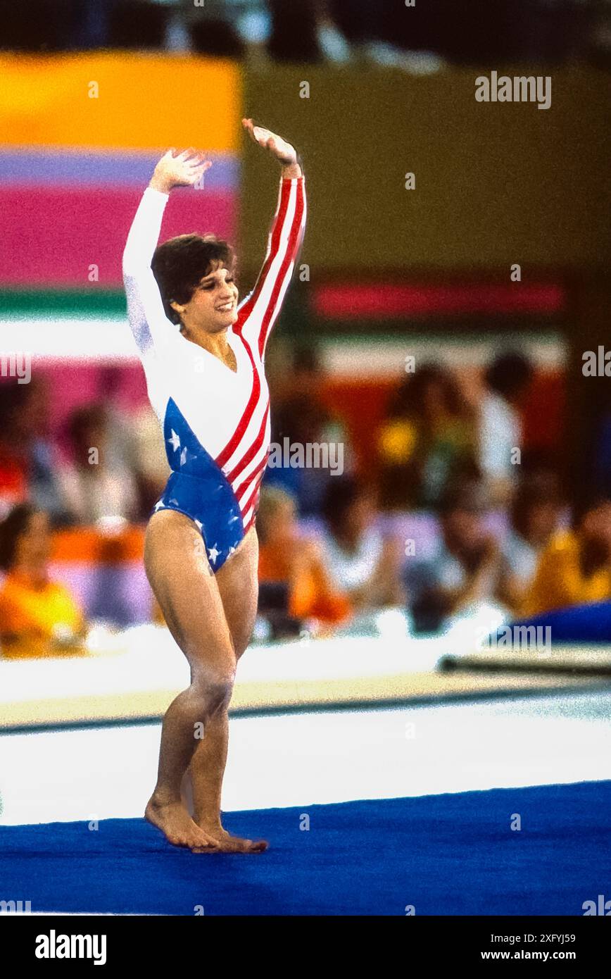 Mary lou retton hi-res stock photography and images - Alamy