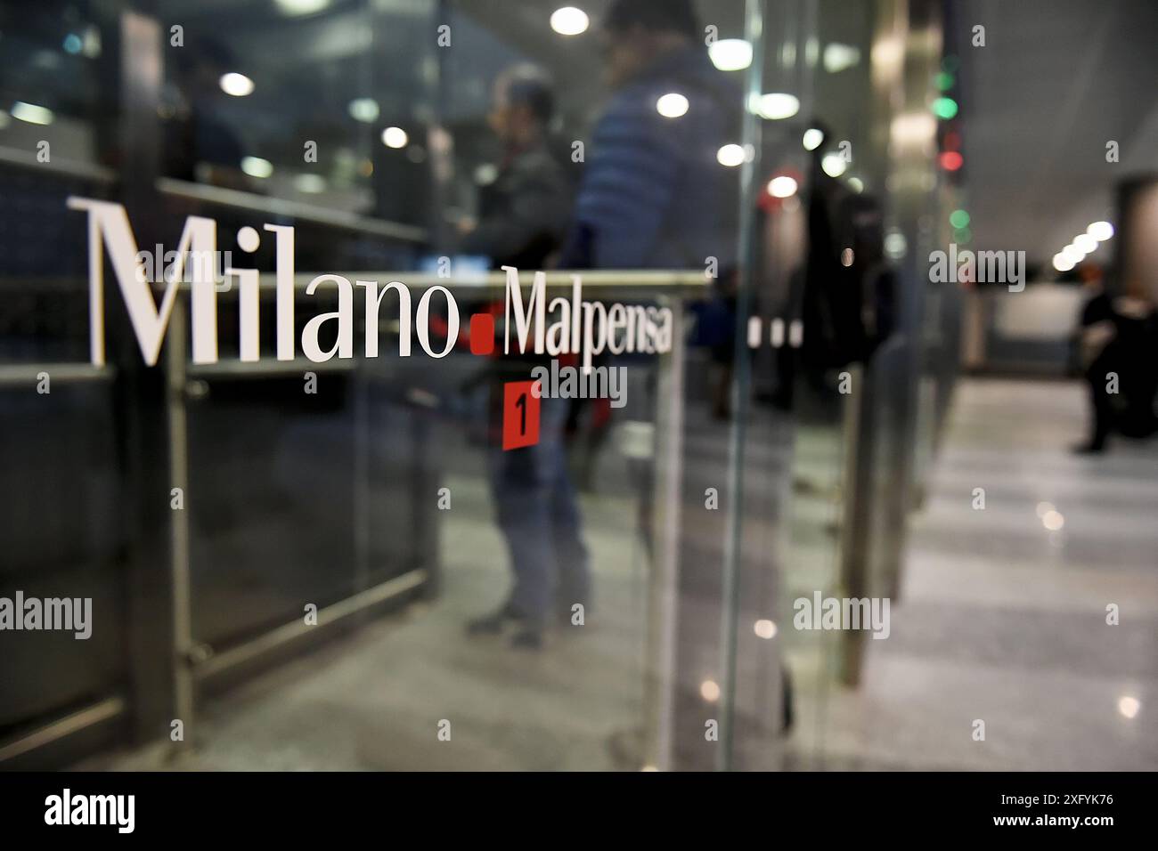 Aeroporto di malpensa hi-res stock photography and images - Alamy