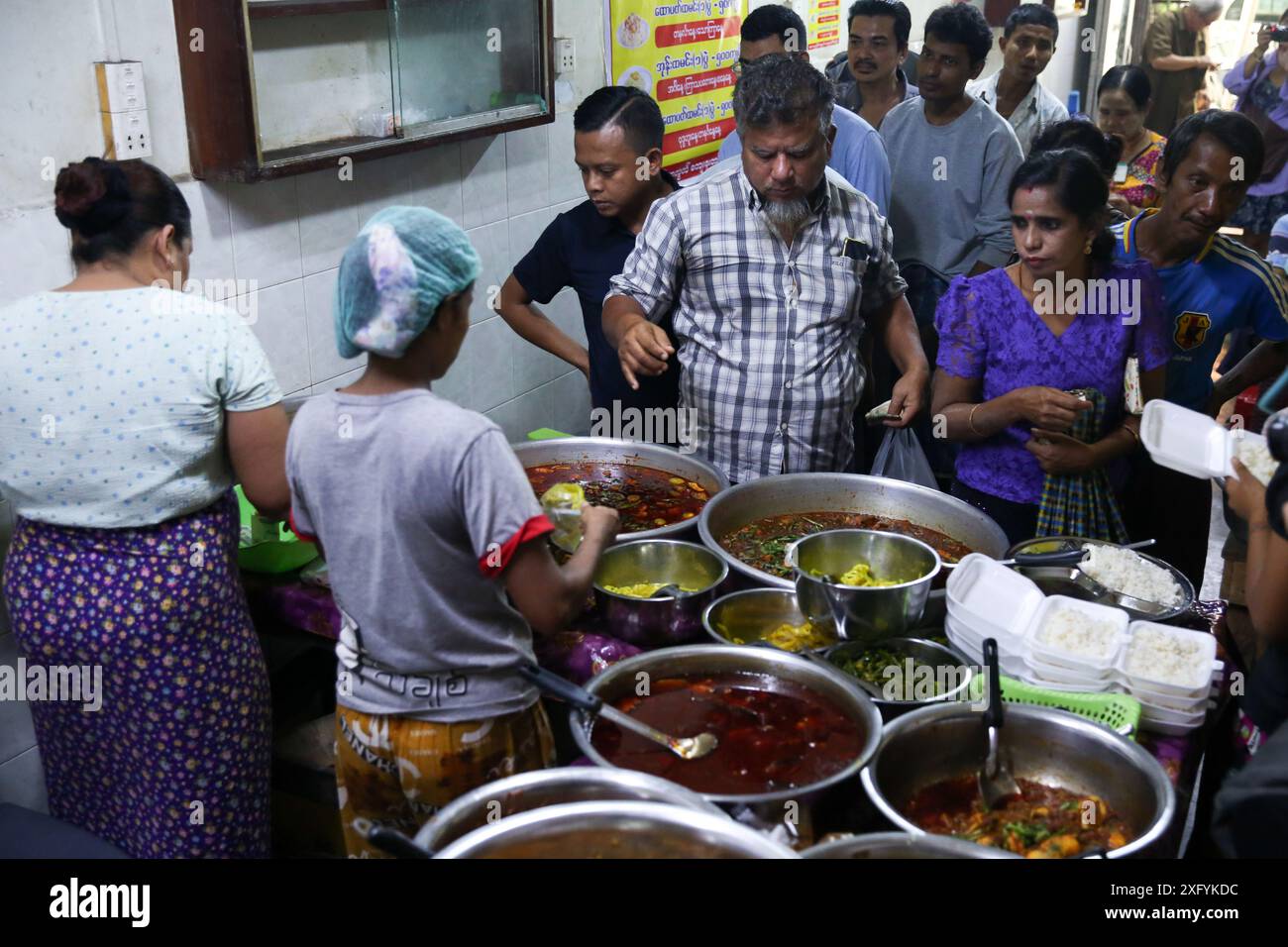 Nourishing meals hi-res stock photography and images - Alamy