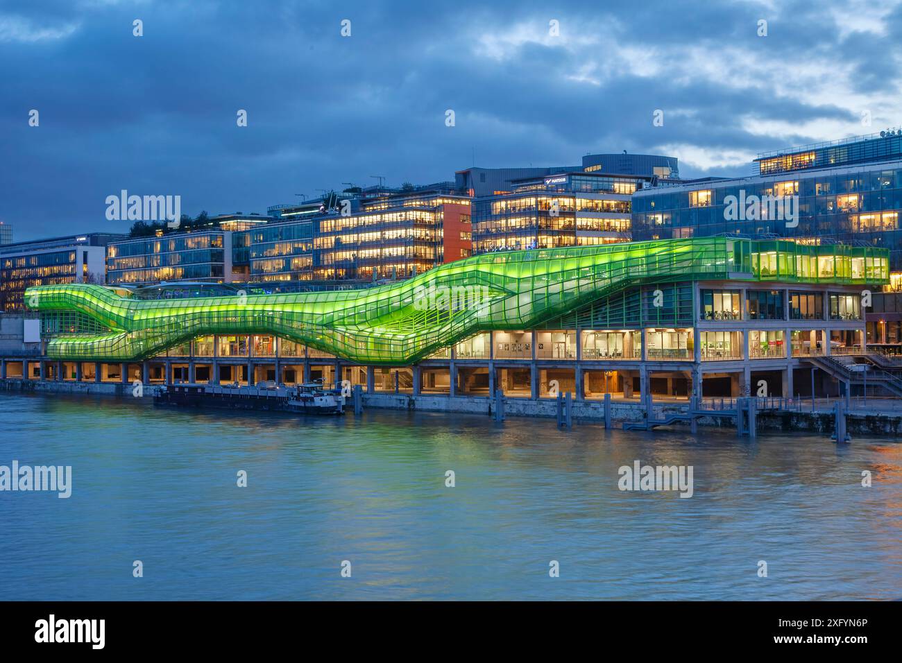 Paris les docks cite de mode hi-res stock photography and images - Alamy