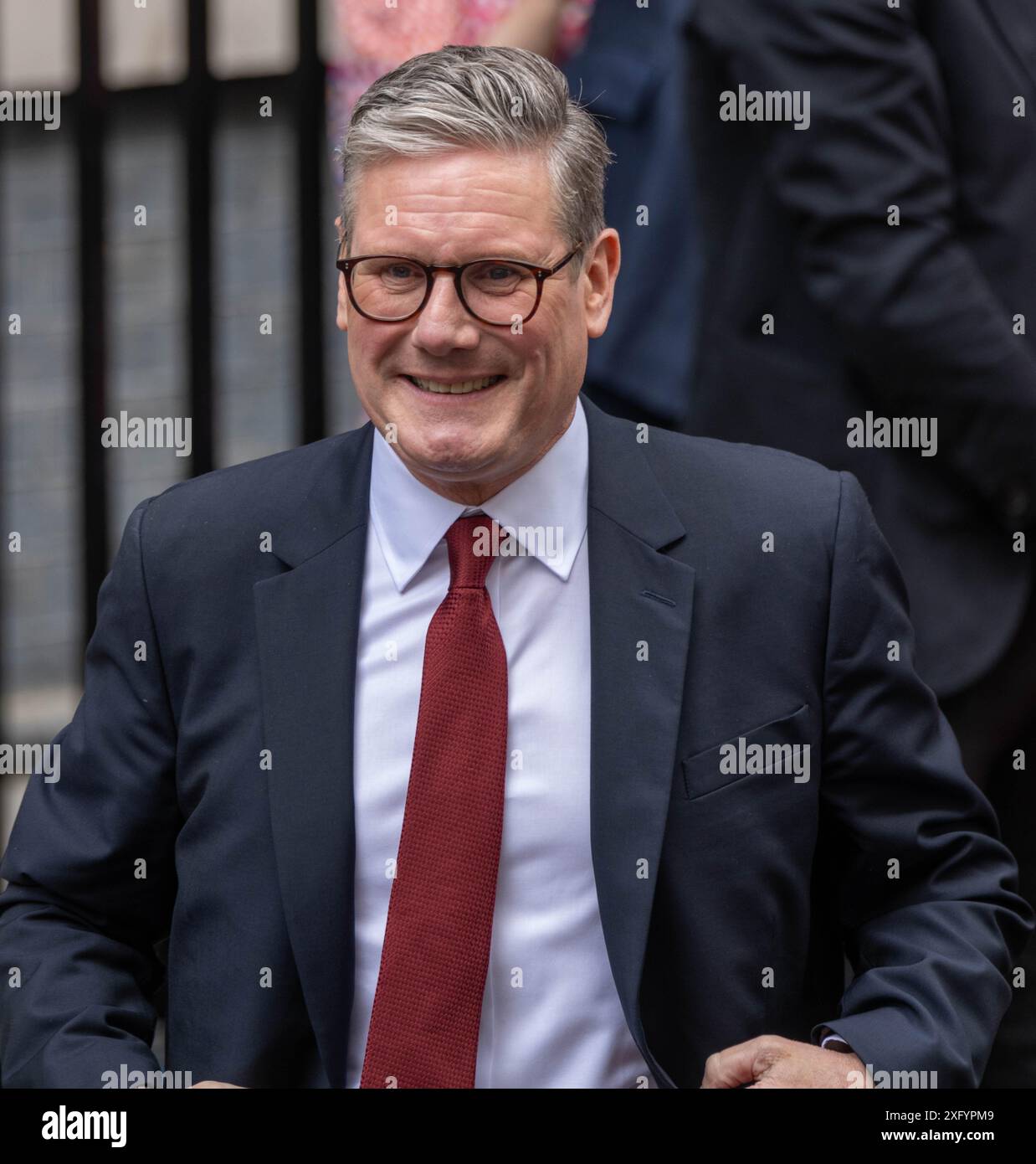London, UK. 5th July, 2024. Sir Keir and Lady Victoria Starmer arrive ...