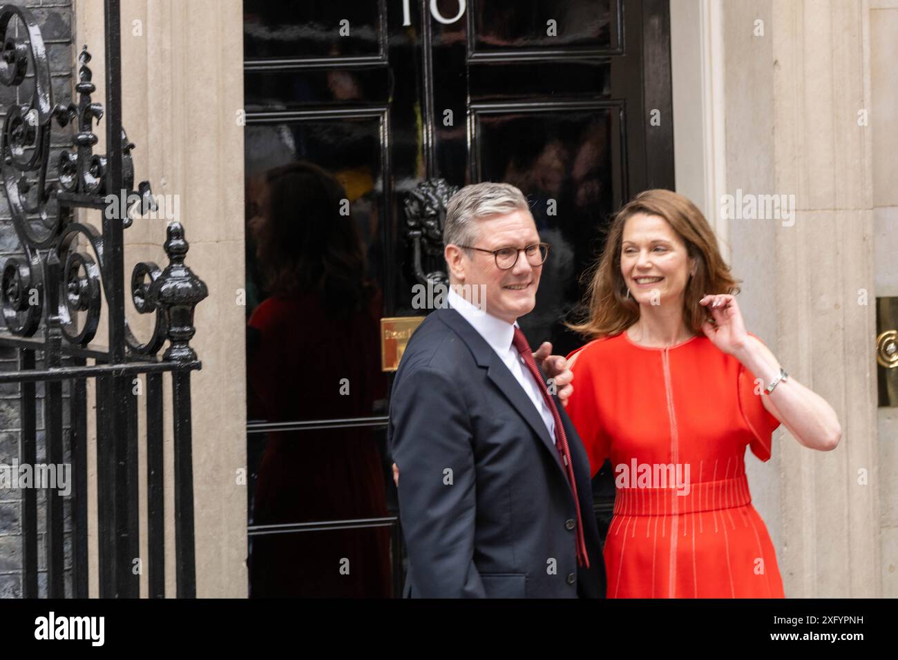 London, UK. 5th July, 2024. Sir Keir and Lady Victoria Starmer arrive ...