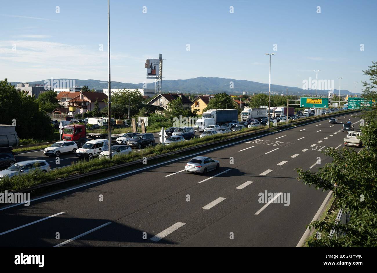 Zagreb, Croatia. 05th July, 2024. Cars form a queue at a toll station ...